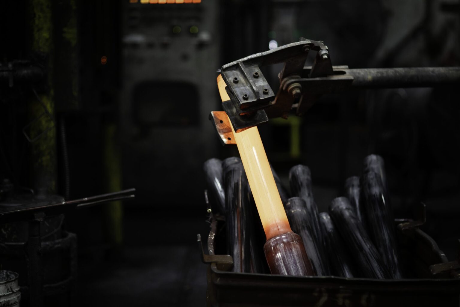 Metal Movement – Pursuit Aero